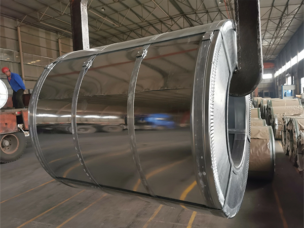 Bright Surface Galvanized Steel Coil – Shiny Finish for Decorative Use